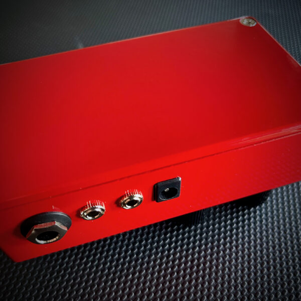 8-Bit Synthesizer | Handmade Electronic Instruments