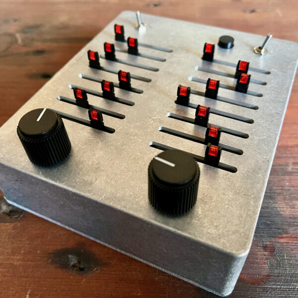 16-Step CV Sequencer | Handmade Electronic Instruments